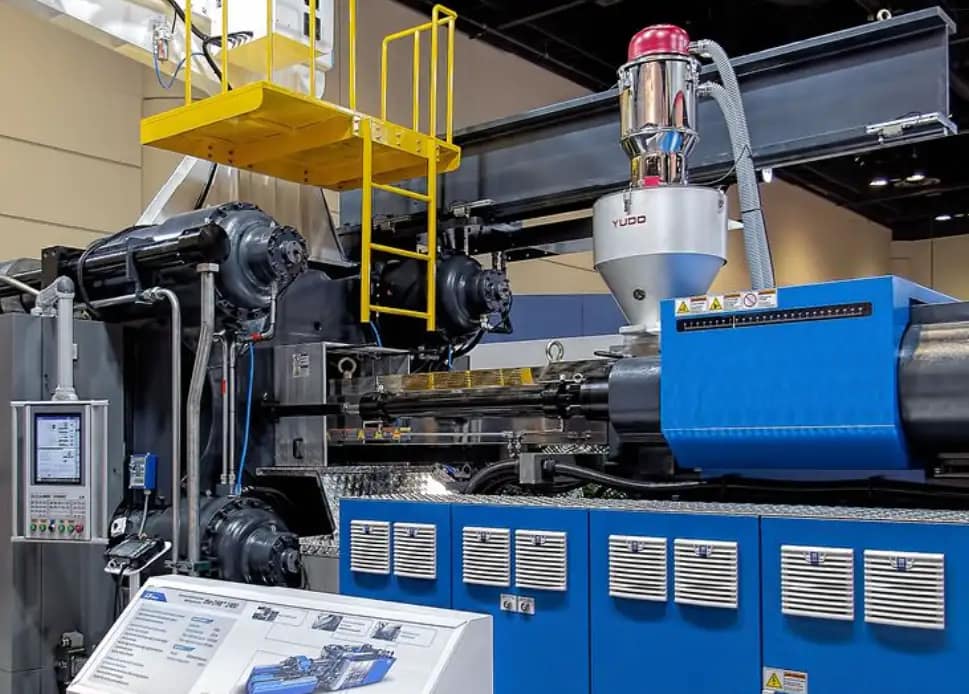 Plastic Processing: Applications in Modern Manufacturing